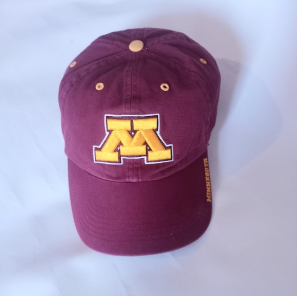 47 | Accessories | University Of Minnesota Cap | Poshmark